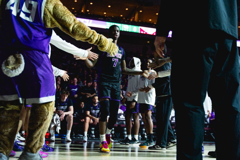No. 2 Grand Canyon Wins Third Straight WAC Men’s Basketball Tournament ...